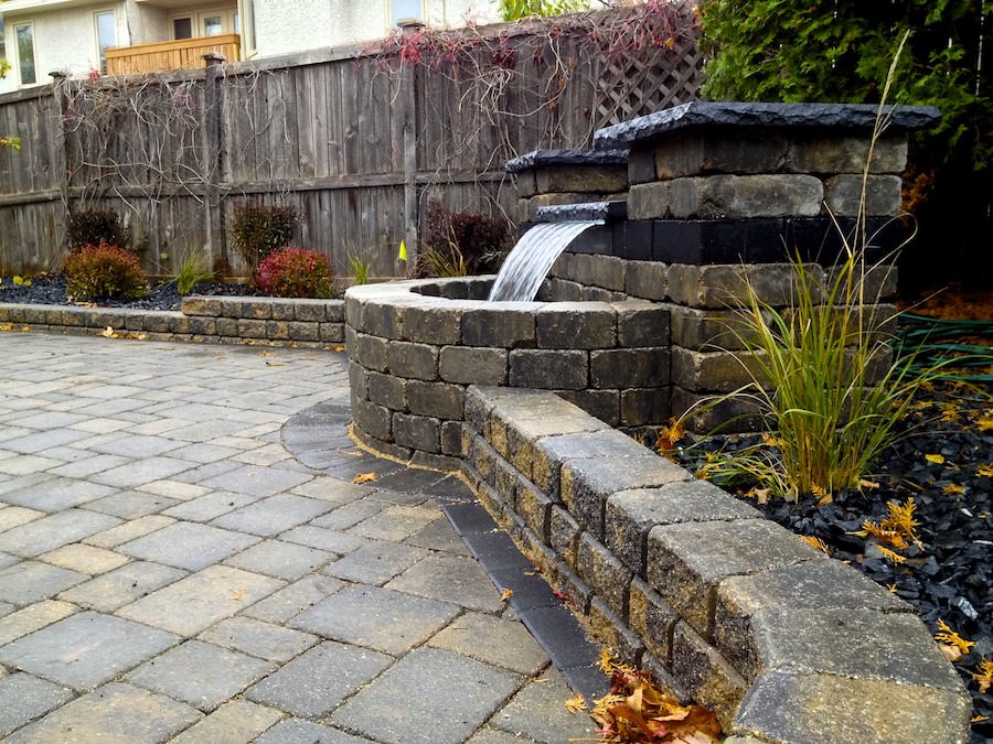 Winnipeg Landscaping Roman Stack Wall